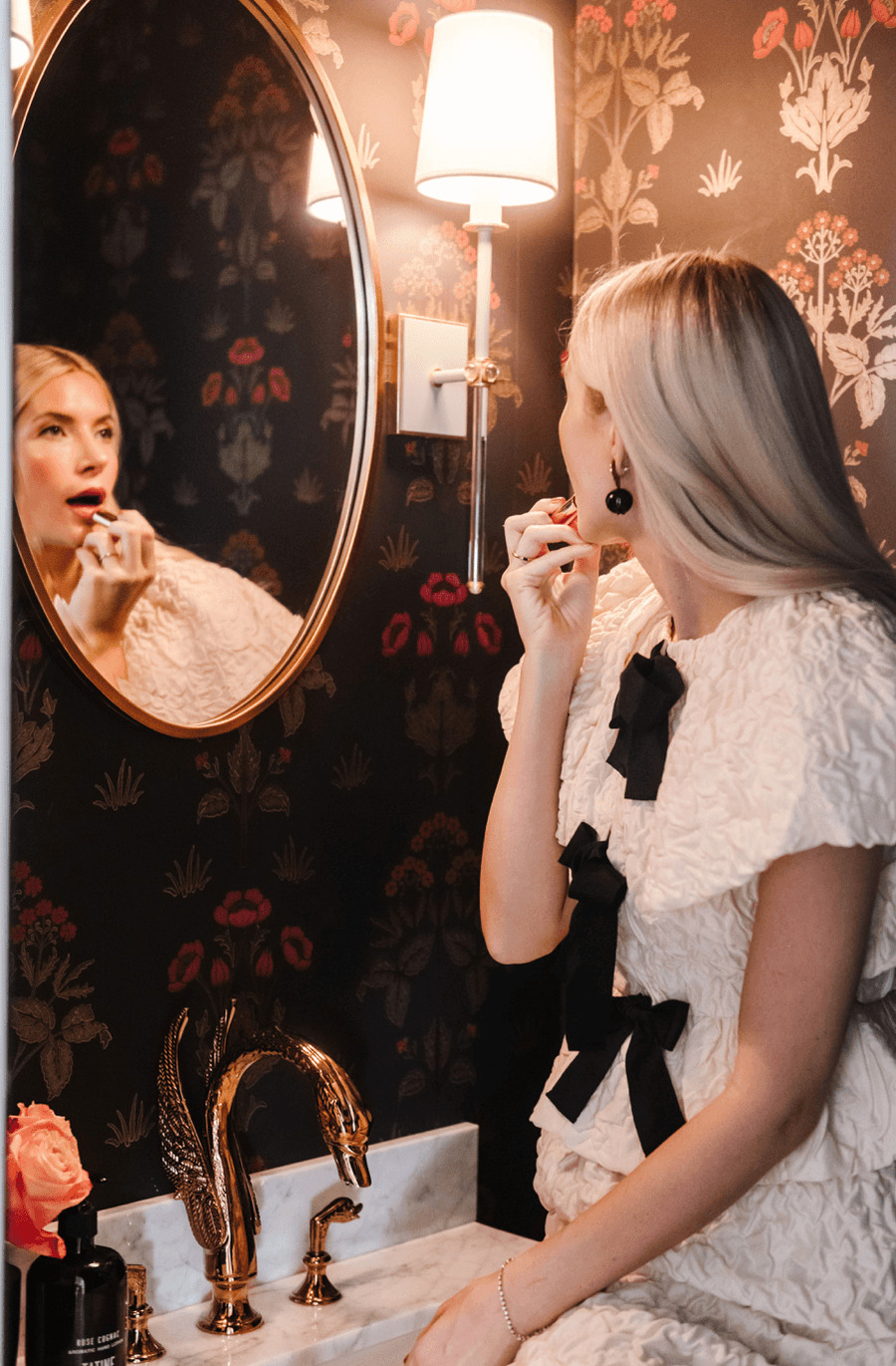 Herleva Oval Mirror – Foundation Goods